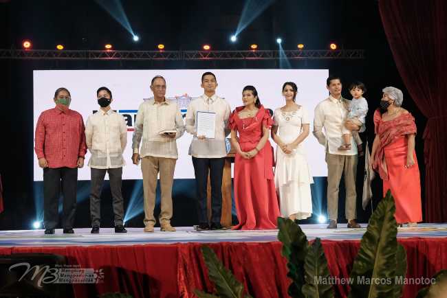 Gov. Matthew Marcos Manotoc pledges ‘safer,stronger’ Ilocos Norte in ...